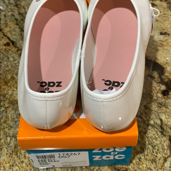 Shoes | Nwt Girls White Flat Shoe | Poshmark